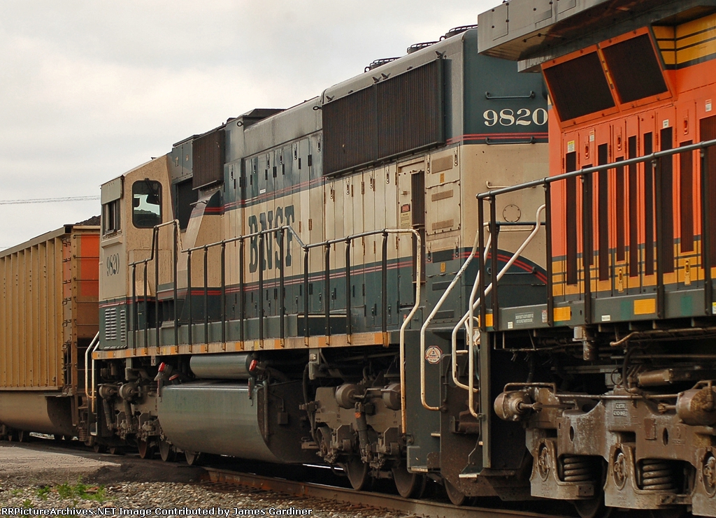 BNSF 9820
